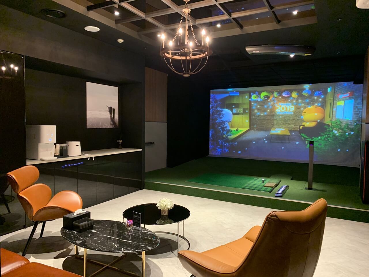 Off-course (screen) golf is on the rise! It's not just field golf ...